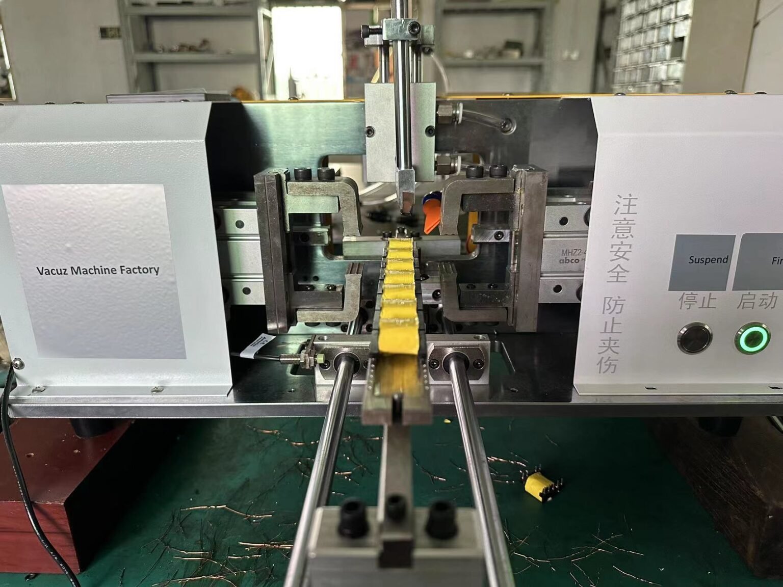 Vacuz Semi Automatic Transformer Bobbin Coil Lead Wire Cutting ...